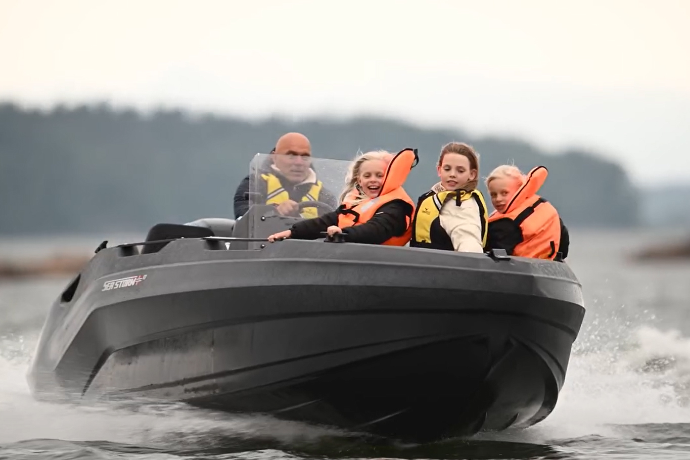 SeaStorm 17 HDPE Advantage - Seastorm-boot.de